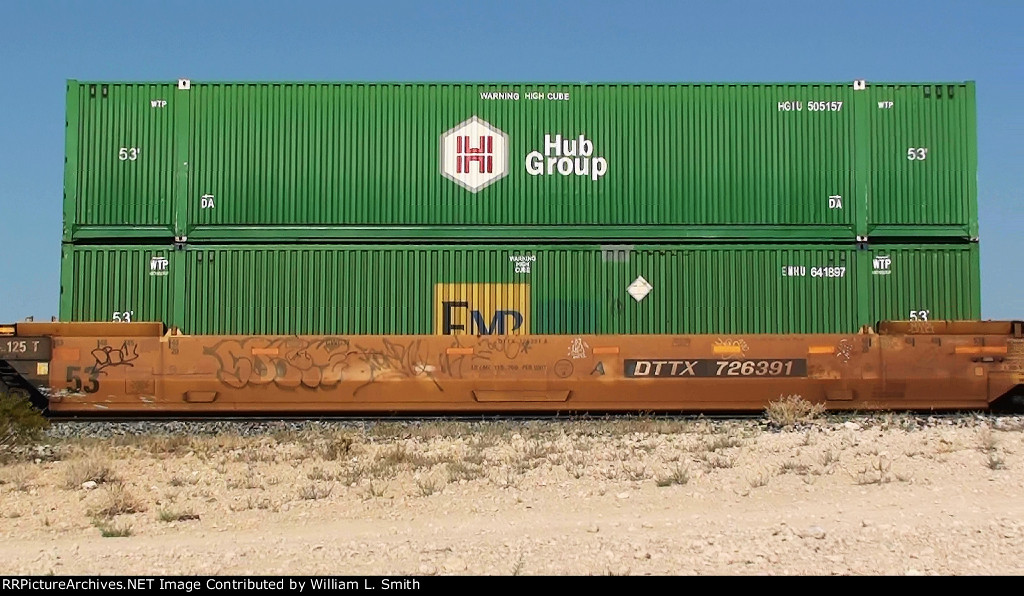 WB Stack Frt at Erie NV W mid trn slv -68